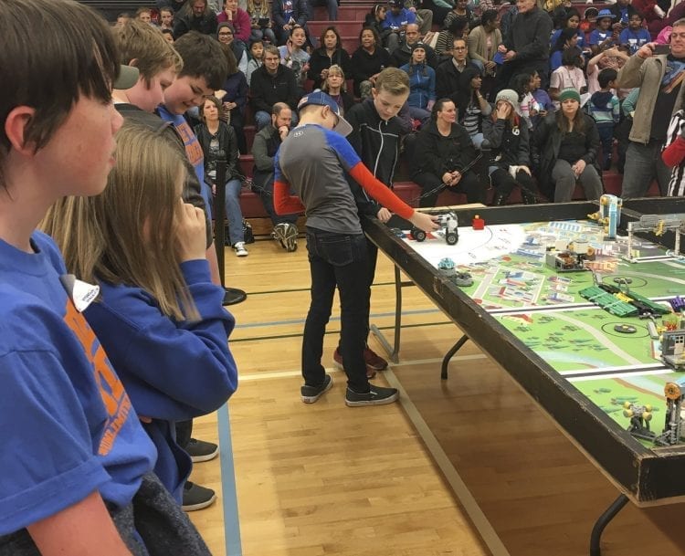 View Ridge Middle School students participate in FIRST LEGO League ...
