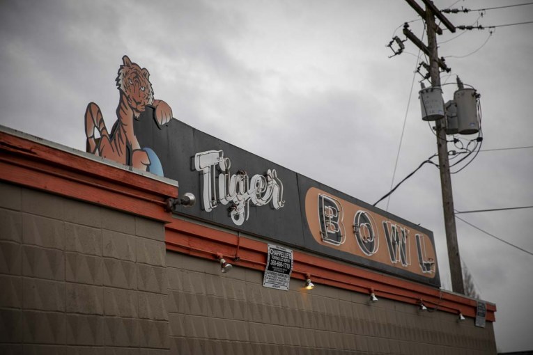 New lanes, new life: Tiger Bowl - ClarkCountyToday.com