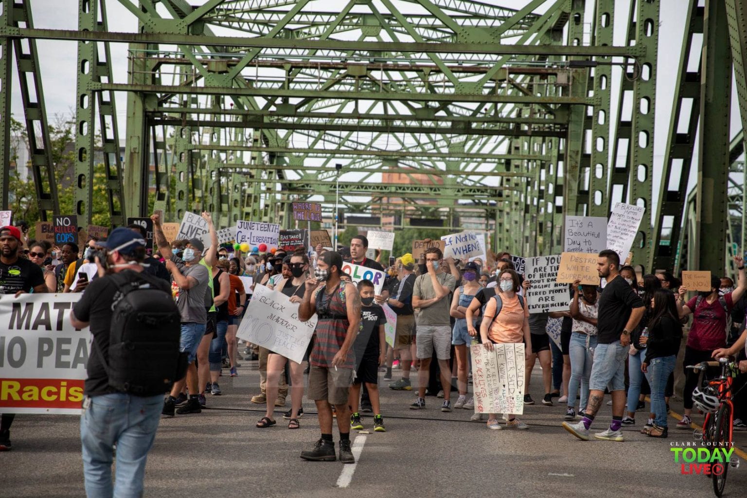 Protesters block traffic on Interstate Bridge – ClarkCountyToday.com