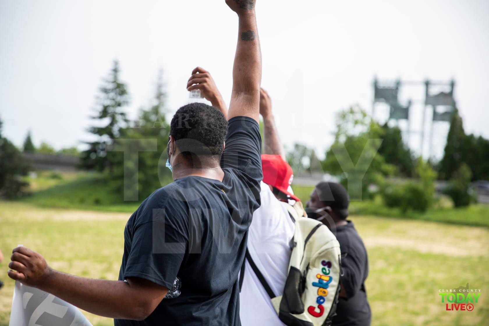 Protesters block traffic on Interstate Bridge | ClarkCountyToday.com