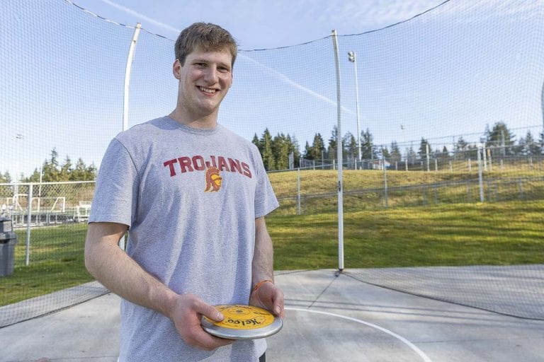 Trey Knight sets national hammer record, named state Athlete of the ...