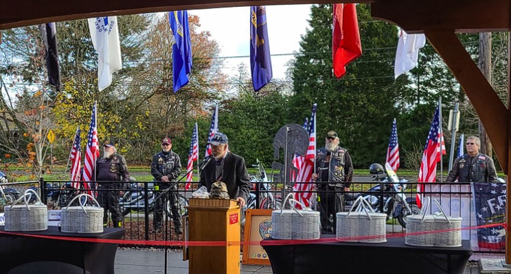 VFW dedicates new pavilion – ClarkCountyToday.com