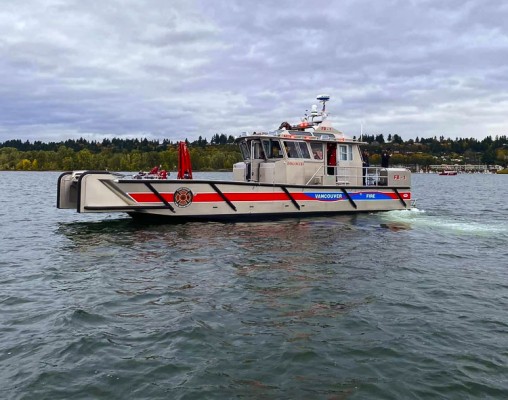 Vancouver Fire Boat Discovery saves woman in the Columbia River ...
