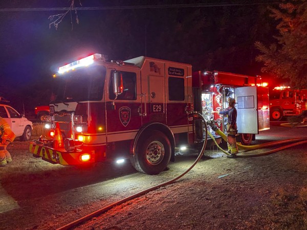 Family of five narrowly escape house fire in North Clark County ...