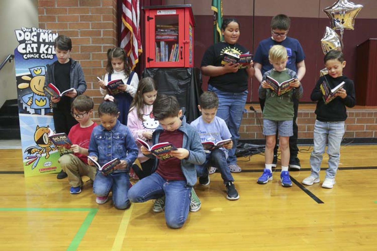 Vancouver Public Schools unveils new Little Free Library at Heights ...