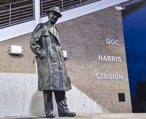 High school football: ‘Camas Class’ makes Doc Harris Stadium experience so special ...