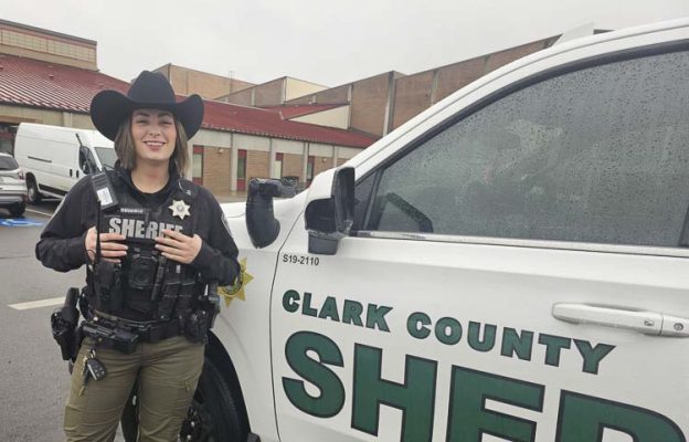 School Resource Officer making a difference at Prairie High School ...