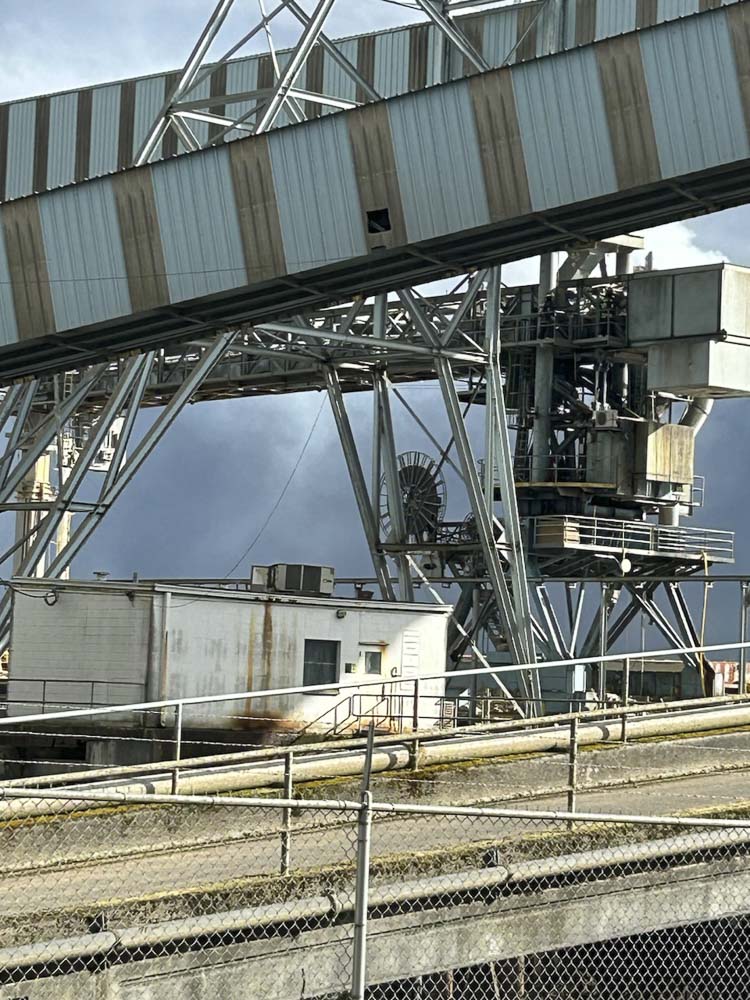 Vancouver firefighters respond to ship loader fire at the Port of ...