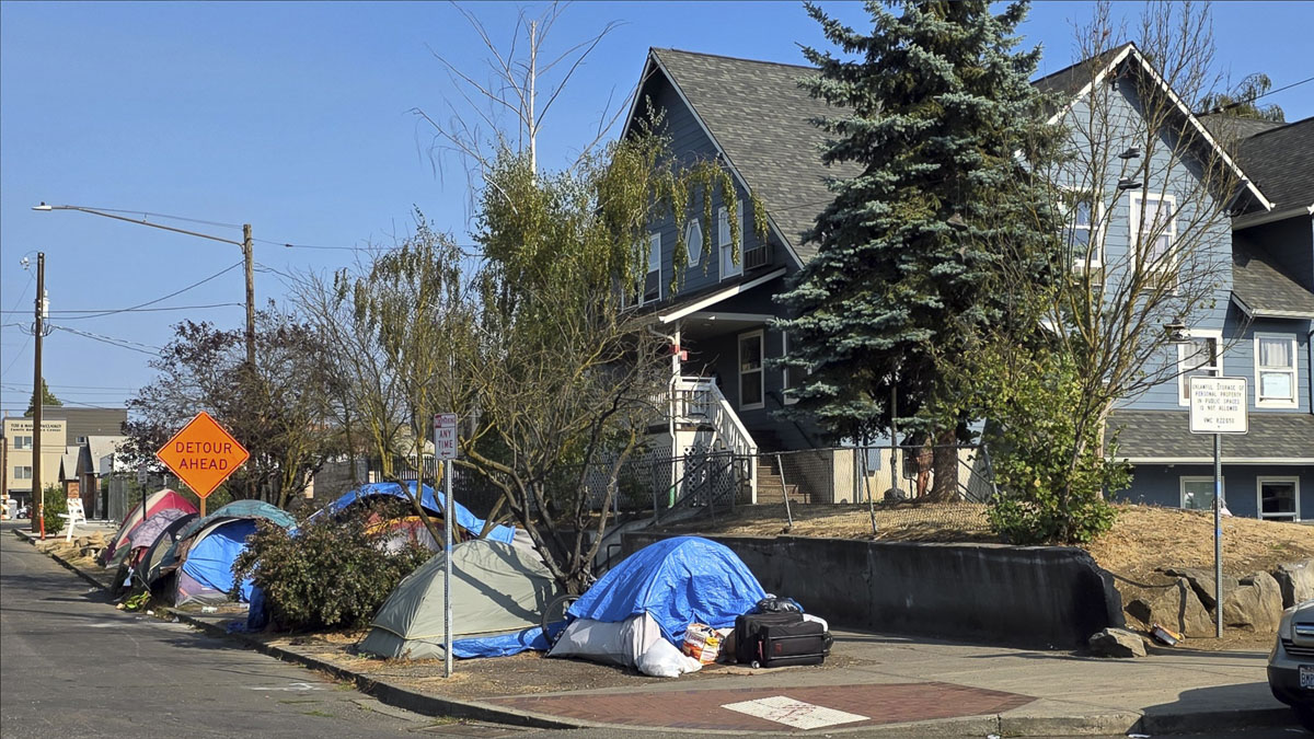 A tour of the homeless camps near Share House – ClarkCountyToday.com