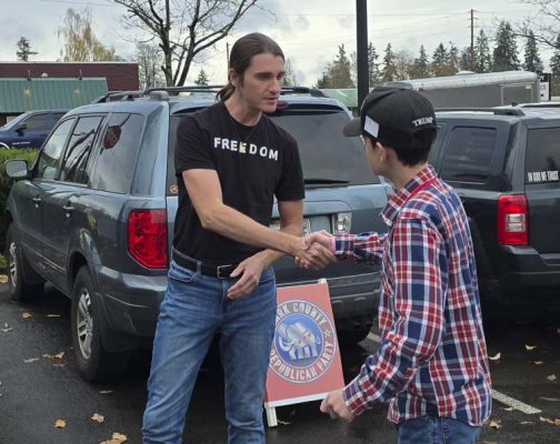 Conservative activist Scott Presler visits Battle Ground to promote ...